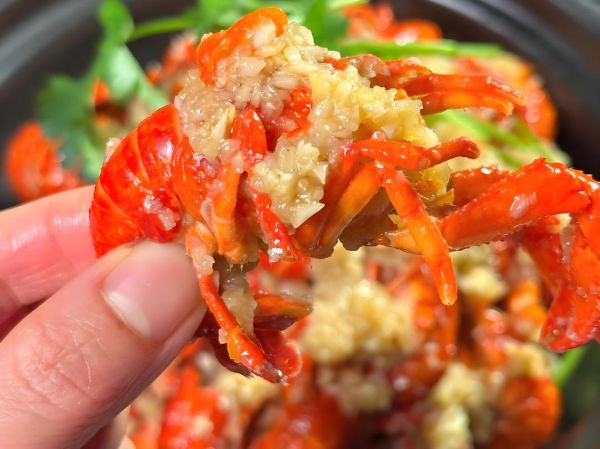 蒜泥龙虾怎么做才入味_蒜泥龙虾的做法大全窍门-第2张图片-山城妙识 蒜泥龙虾怎么做才入味_蒜泥龙虾的做法大全窍门-第2张图片-山城妙识
