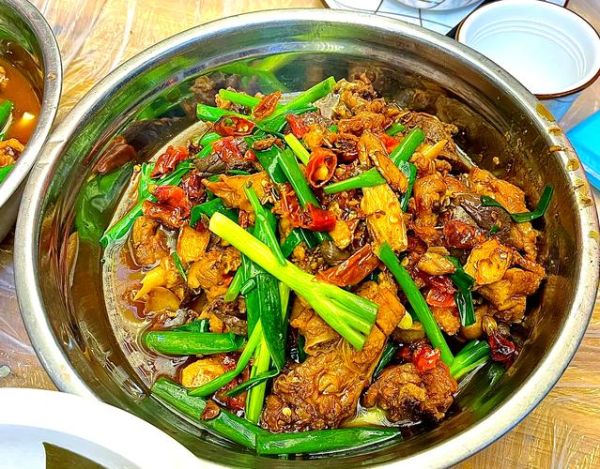 郴州烧鸡公怎么做_正宗郴州烧鸡公配方-第3张图片-山城妙识 郴州烧鸡公怎么做_正宗郴州烧鸡公配方-第3张图片-山城妙识