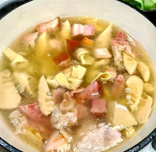 腌笃鲜的做法_腌笃鲜需要焯水吗-第1张图片-山城妙识