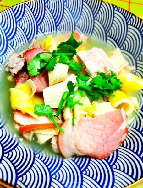 腌笃鲜的做法_腌笃鲜需要焯水吗-第3张图片-山城妙识