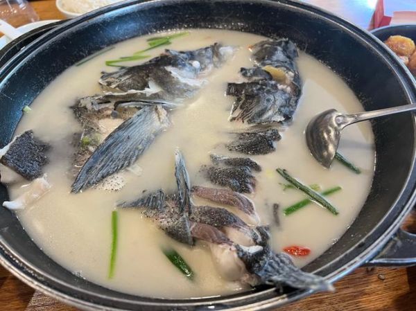 鱼头怎么做好吃_家常鱼头汤做法-第2张图片-山城妙识 鱼头怎么做好吃_家常鱼头汤做法-第2张图片-山城妙识