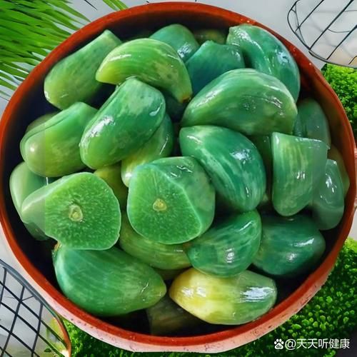 腊八蒜的功效与作用_腊八蒜能降血脂吗-第3张图片-山城妙识 腊八蒜的功效与作用_腊八蒜能降血脂吗-第3张图片-山城妙识