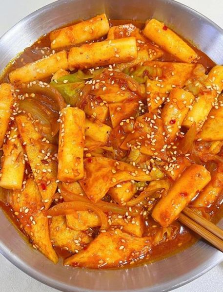 麻辣炒年糕怎么做_家常做法步骤详解-第3张图片-山城妙识 麻辣炒年糕怎么做_家常做法步骤详解-第3张图片-山城妙识