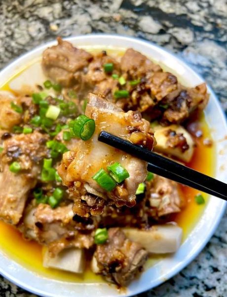 蒸排骨怎么蒸才嫩滑_蒸排骨的家常做法-第1张图片-山城妙识