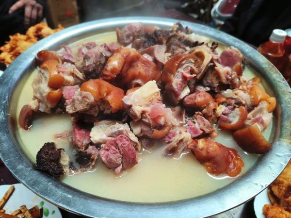 腊猪蹄怎么做好吃_腊猪蹄最正宗的做法-第2张图片-山城妙识 腊猪蹄怎么做好吃_腊猪蹄最正宗的做法-第2张图片-山城妙识