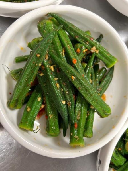 凉拌青菜怎么做好吃_凉拌青菜用哪些调料-第3张图片-山城妙识 凉拌青菜怎么做好吃_凉拌青菜用哪些调料-第3张图片-山城妙识