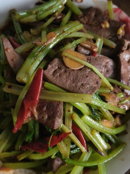 羊肝怎么炒才不腥_羊肝去腥焯水几分钟-第1张图片-山城妙识 羊肝怎么炒才不腥_羊肝去腥焯水几分钟-第1张图片-山城妙识