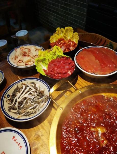 重庆小天鹅火锅好吃吗_人均消费多少钱-第2张图片-山城妙识