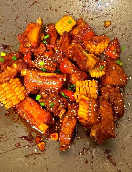 红烧排骨怎么做才软烂入味_红烧排骨用什么糖上色最好-第3张图片-山城妙识