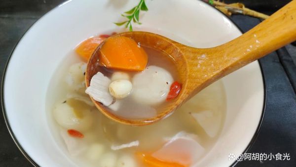 马蹄和百合煮水有什么功效_马蹄百合水适合什么人喝-第2张图片-山城妙识 马蹄和百合煮水有什么功效_马蹄百合水适合什么人喝-第2张图片-山城妙识