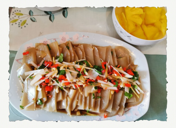 凉拌肉皮冻怎么做好吃_肉皮冻Q弹不腥的秘诀-第2张图片-山城妙识 凉拌肉皮冻怎么做好吃_肉皮冻Q弹不腥的秘诀-第2张图片-山城妙识