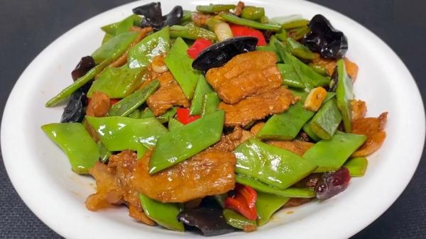 芸豆炒肉怎么做_芸豆炒肉用焯水吗-第2张图片-山城妙识 芸豆炒肉怎么做_芸豆炒肉用焯水吗-第2张图片-山城妙识