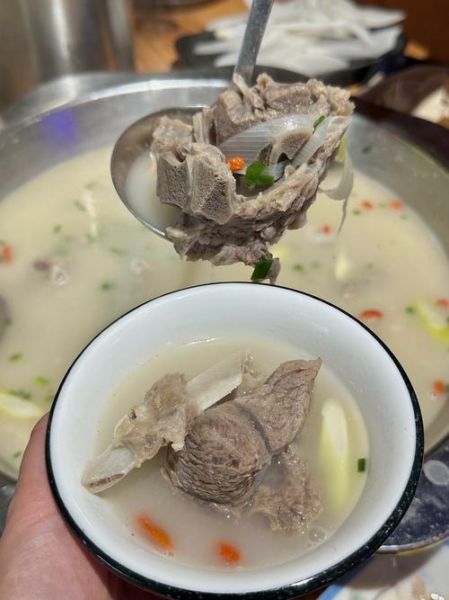 女人喝羊骨汤的功效_女人喝羊骨汤会发胖吗-第2张图片-山城妙识 女人喝羊骨汤的功效_女人喝羊骨汤会发胖吗-第2张图片-山城妙识