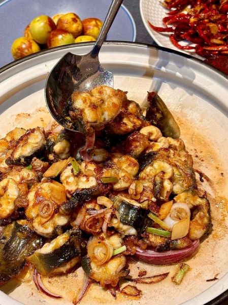 蒸白鳝鱼怎么做好吃_蒸白鳝鱼的做法大全窍门-第3张图片-山城妙识