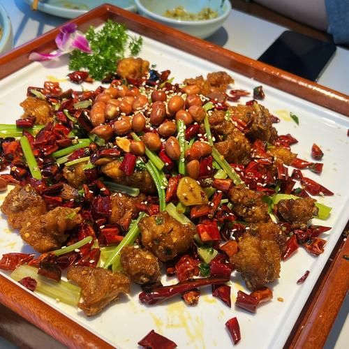 歌乐山辣子鸡家常做法_怎么炒才外酥里嫩-第3张图片-山城妙识 歌乐山辣子鸡家常做法_怎么炒才外酥里嫩-第3张图片-山城妙识