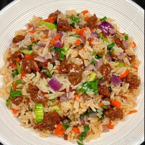 洋葱炒饭怎么炒好吃_洋葱炒饭用隔夜饭吗-第2张图片-山城妙识