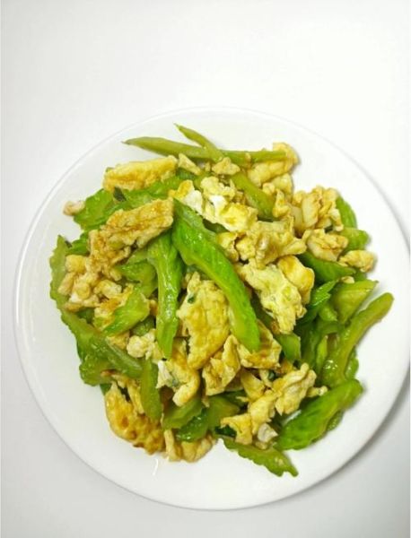 苦瓜炒什么好吃又营养_苦瓜炒蛋还是炒肉-第1张图片-山城妙识 苦瓜炒什么好吃又营养_苦瓜炒蛋还是炒肉-第1张图片-山城妙识