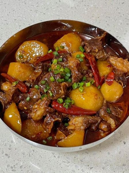 高压锅土豆炖牛肉怎么做_需要多长时间-第2张图片-山城妙识