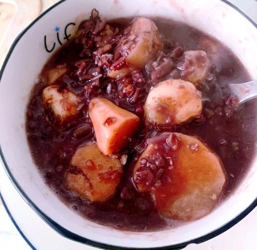 芋头粥的做法_芋头粥怎么煮才粘稠-第1张图片-山城妙识 芋头粥的做法_芋头粥怎么煮才粘稠-第1张图片-山城妙识