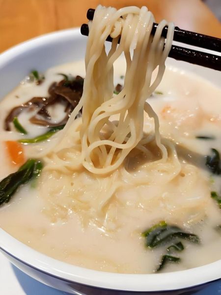 鱼汤面怎么做好吃_鱼汤面汤底配方-第2张图片-山城妙识