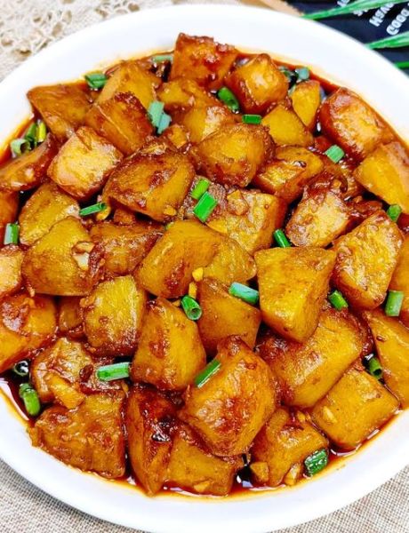 红烧土豆块怎么做才入味_红烧土豆块做法窍门-第1张图片-山城妙识