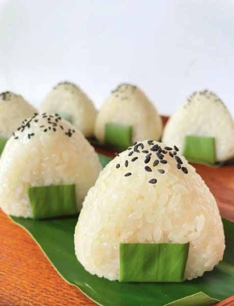 糯米饭团的做法大全图解_糯米饭团怎么做好吃-第1张图片-山城妙识 糯米饭团的做法大全图解_糯米饭团怎么做好吃-第1张图片-山城妙识