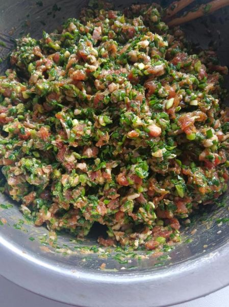 韭菜猪肉饺子馅怎么调_韭菜猪肉饺子馅配料比例-第1张图片-山城妙识 韭菜猪肉饺子馅怎么调_韭菜猪肉饺子馅配料比例-第1张图片-山城妙识