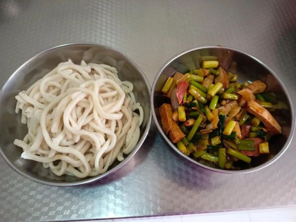 拉条子拌面的菜怎么炒_家常做法步骤-第3张图片-山城妙识