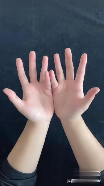 眼镜蛇手势怎么做_眼镜蛇手势正确姿势-第2张图片-山城妙识