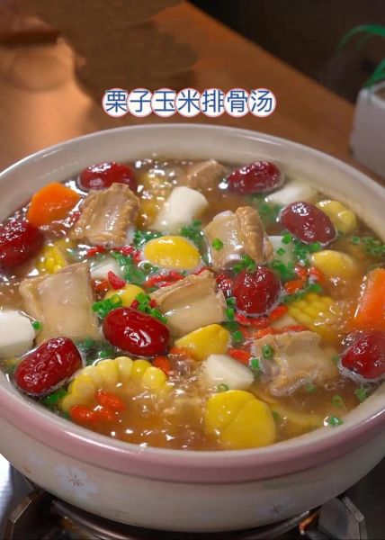 板栗煲排骨汤的做法_怎样炖出奶白浓汤-第1张图片-山城妙识