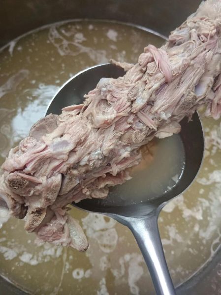 羊骨头汤的做法和配料补肾_羊骨头汤补肾效果好吗-第2张图片-山城妙识 羊骨头汤的做法和配料补肾_羊骨头汤补肾效果好吗-第2张图片-山城妙识