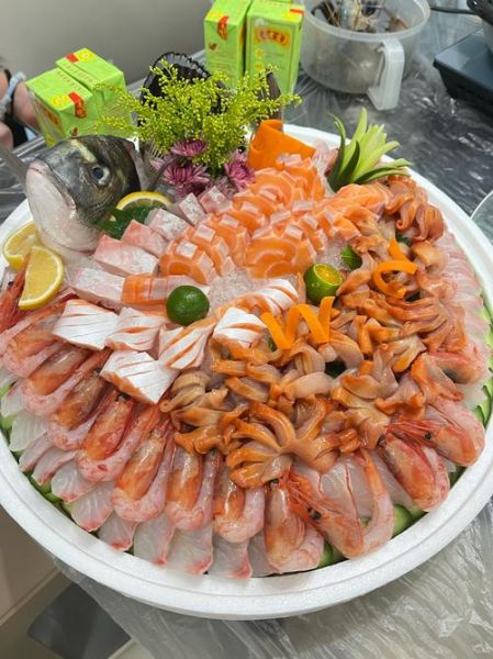 海鲜刺身拼盘都有什么_如何挑选最新鲜-第1张图片-山城妙识