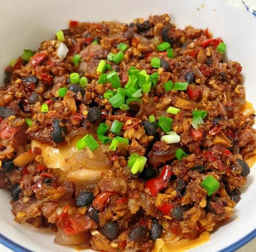 蒸五花肉的做法_最正宗的做法-第1张图片-山城妙识