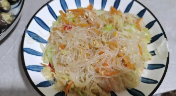 龙口粉丝怎么泡发_龙口粉丝怎么炒好吃-第2张图片-山城妙识