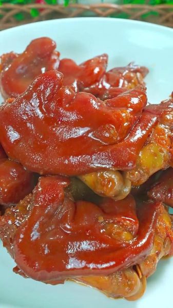 卤猪蹄怎样囟才软糯入味_卤猪蹄怎样囟不腥不腻-第1张图片-山城妙识