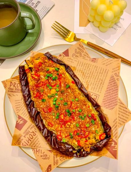 烧烤茄子蒜蓉酱怎么做_蒜蓉酱配方比例-第1张图片-山城妙识