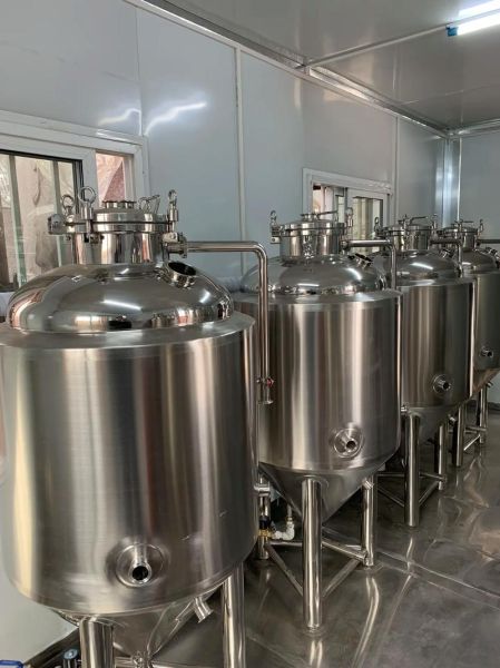 啤酒设备生产厂家哪家好_精酿啤酒设备多少钱一套-第1张图片-山城妙识