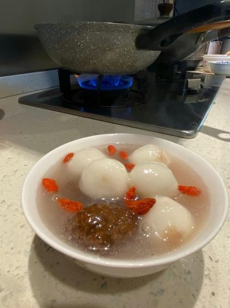 汤圆怎么煮_汤圆煮多少时间-第1张图片-山城妙识