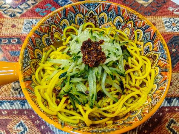 黄面条怎么做_黄面条的家常做法-第1张图片-山城妙识