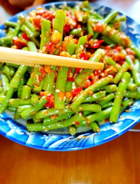 凉拌豇豆怎么做好吃_凉拌豇豆焯水几分钟-第3张图片-山城妙识