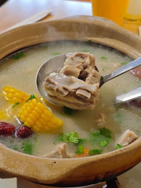 羊排骨汤怎么炖好喝_羊排骨汤去膻技巧-第2张图片-山城妙识