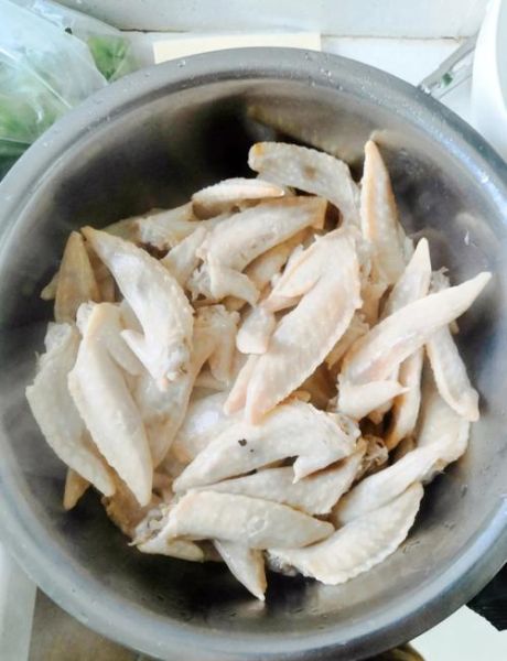 翅尖有毒素吗_鸡翅尖到底能不能吃-第2张图片-山城妙识 翅尖有毒素吗_鸡翅尖到底能不能吃-第2张图片-山城妙识