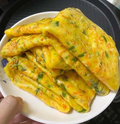 烙鸡蛋饼怎么做_鸡蛋饼怎样不粘锅-第2张图片-山城妙识