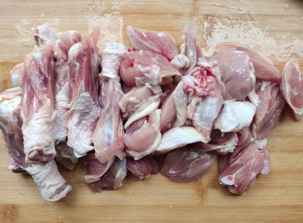 怎样炸鸡块好吃_炸鸡块外酥里嫩技巧-第2张图片-山城妙识 怎样炸鸡块好吃_炸鸡块外酥里嫩技巧-第2张图片-山城妙识