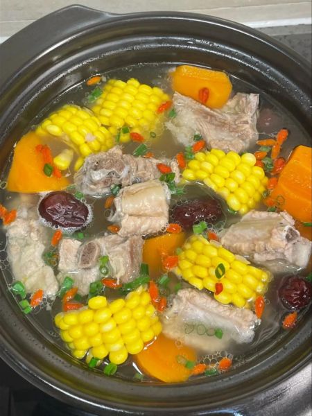 红萝卜玉米排骨汤怎么做好喝_红萝卜玉米排骨汤的家常做法-第3张图片-山城妙识