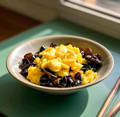 炒木耳炸锅怎么办_木耳下锅油爆怎么解决-第2张图片-山城妙识