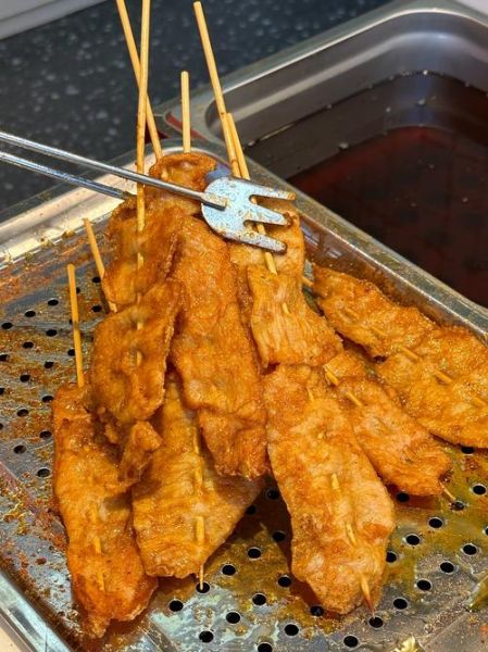 上海炸里脊肉串配方_怎么做才外酥里嫩-第1张图片-山城妙识 上海炸里脊肉串配方_怎么做才外酥里嫩-第1张图片-山城妙识