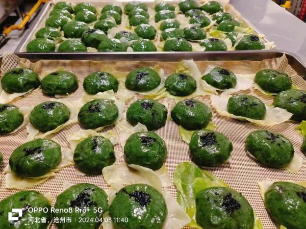 清明节吃青团的寓意_青团为什么是绿色的-第1张图片-山城妙识