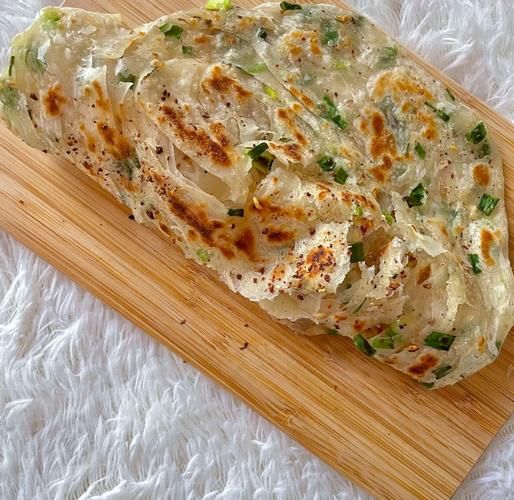 三分钟懒人早餐葱油饼怎么做_懒人葱油饼做法窍门-第1张图片-山城妙识