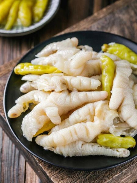 泡椒凤爪热量高吗_泡椒凤爪容易发胖吗-第1张图片-山城妙识 泡椒凤爪热量高吗_泡椒凤爪容易发胖吗-第1张图片-山城妙识